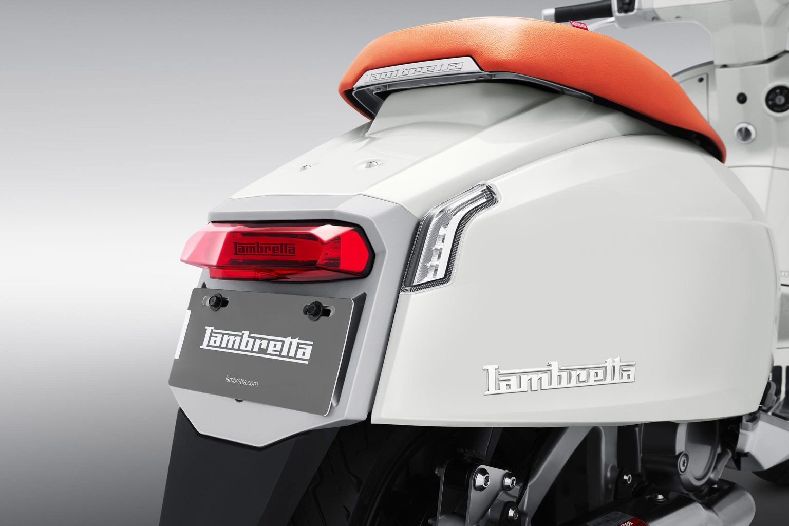 Lambretta G350 ราคา ตารางผ่อน 2023 - Lambretta AllRide Bangkok