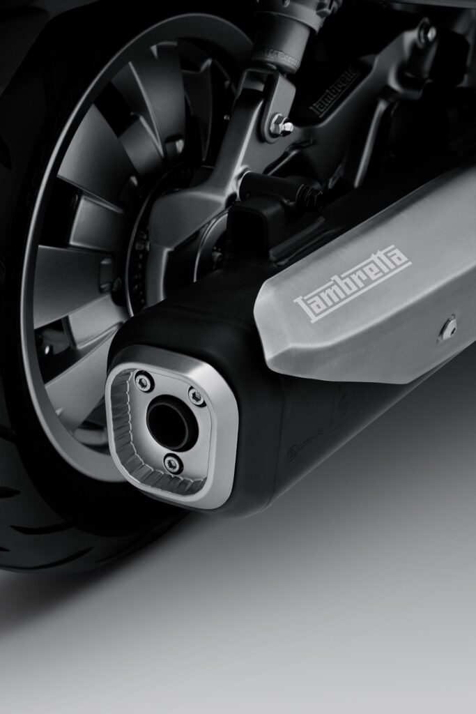 Lambretta X300 SR 2024 - Lambretta AllRide Bangkok